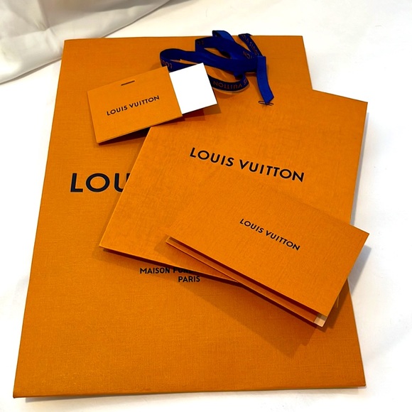 Louis Vuitton | Other | Louis Vuitton 5 Pc Gift Set Package Giftwrap ...